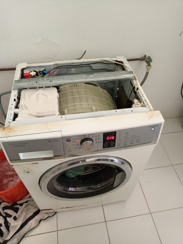 Washing Machine Checking And Repair Drainage Issue - Washing Machine ...