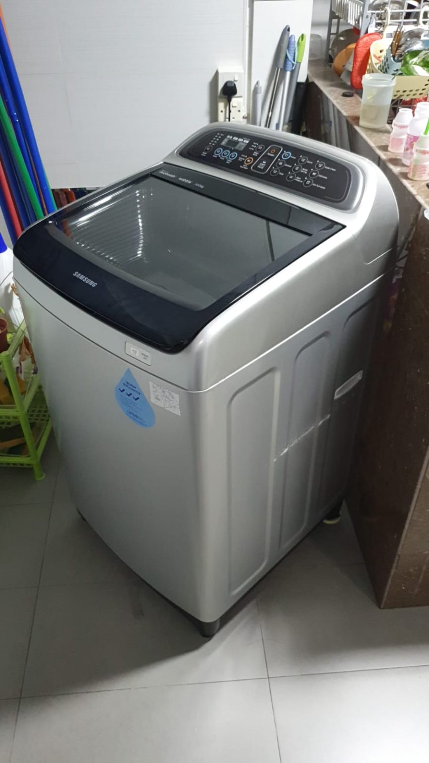 Washing Machine Checking For Drainage Issue 15 - Washing Machine Repair & Cleaning Singapore